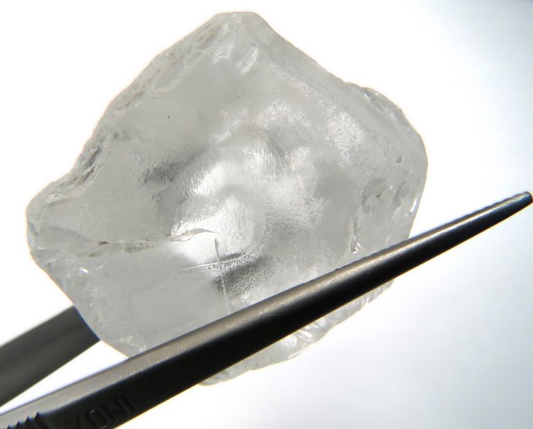 Gallery - Lucapa Diamonds